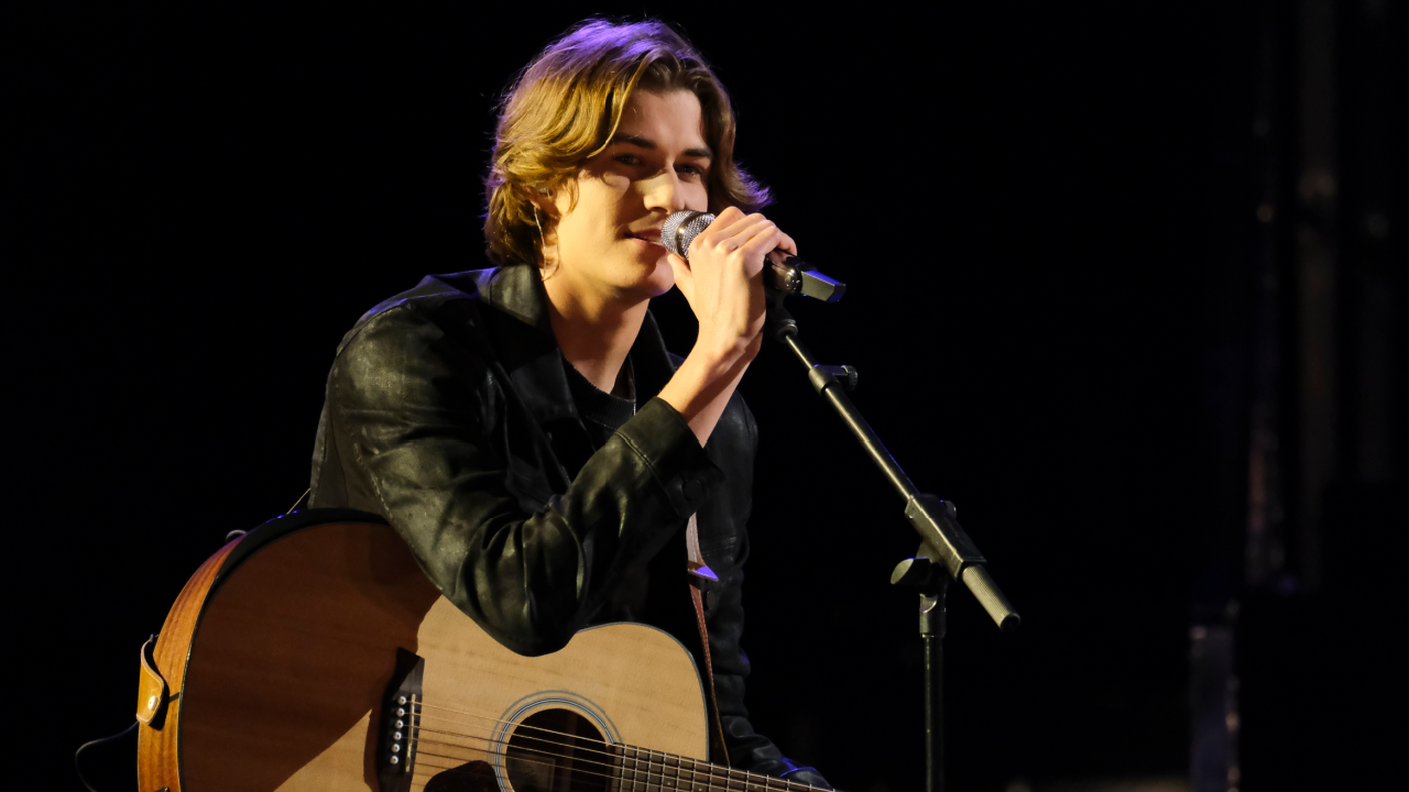 The Voice Blake Shelton Says Brayden Lape Is Going To Get Way Too Big For The Show